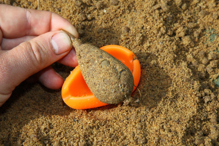 What the numbers on groundbait bags really mean