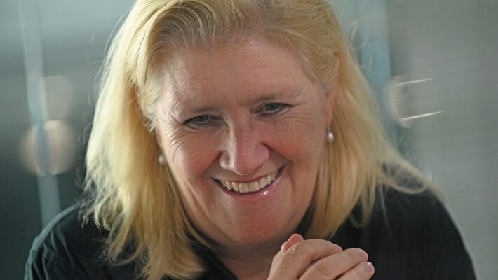 Futuro das vans das Mercedes-Benz é elétrico, aponta diretora da marca