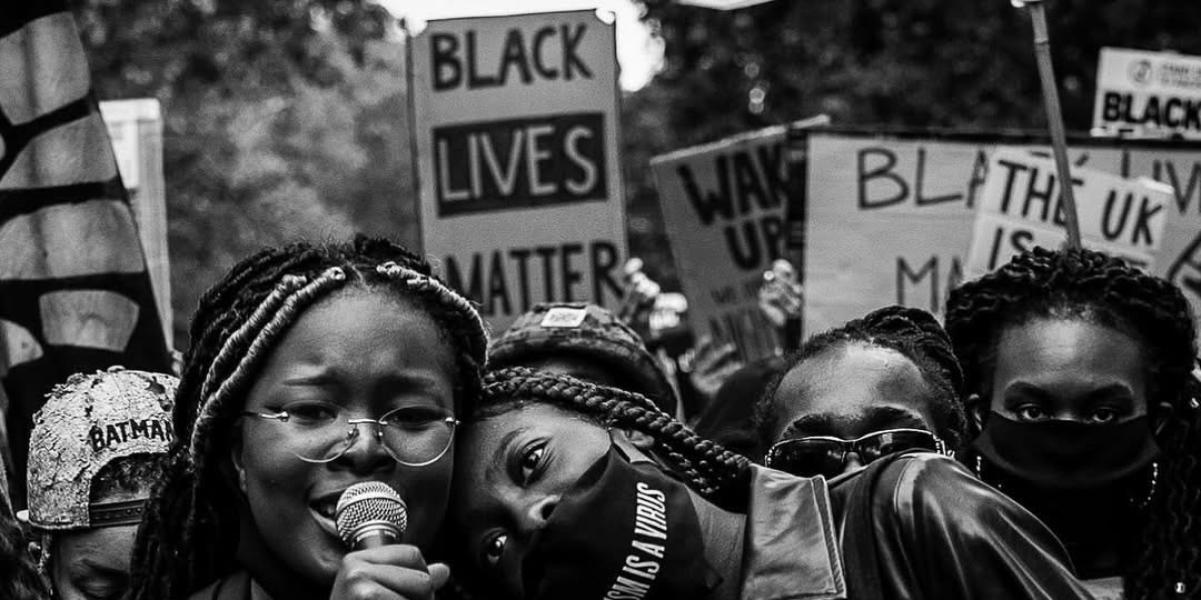 6 powerful protest photos that remind us to stay hopeful