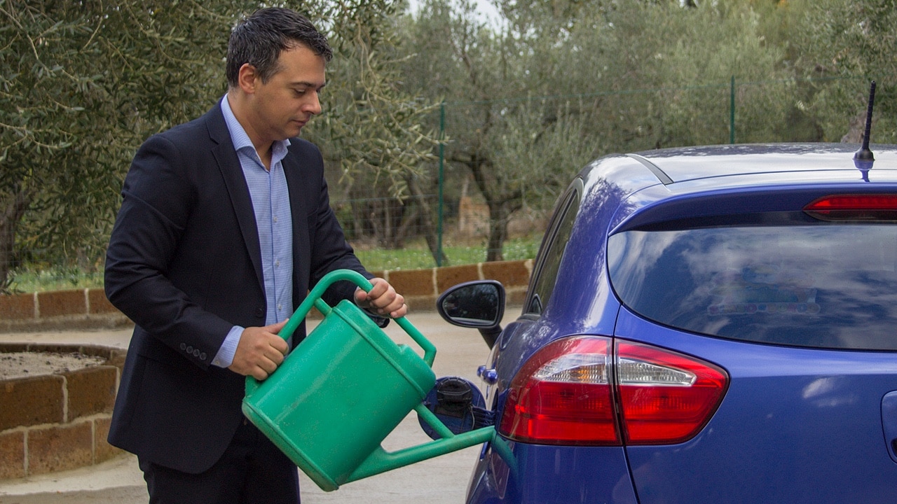 A new law is forcing California gas stations to close — here's why