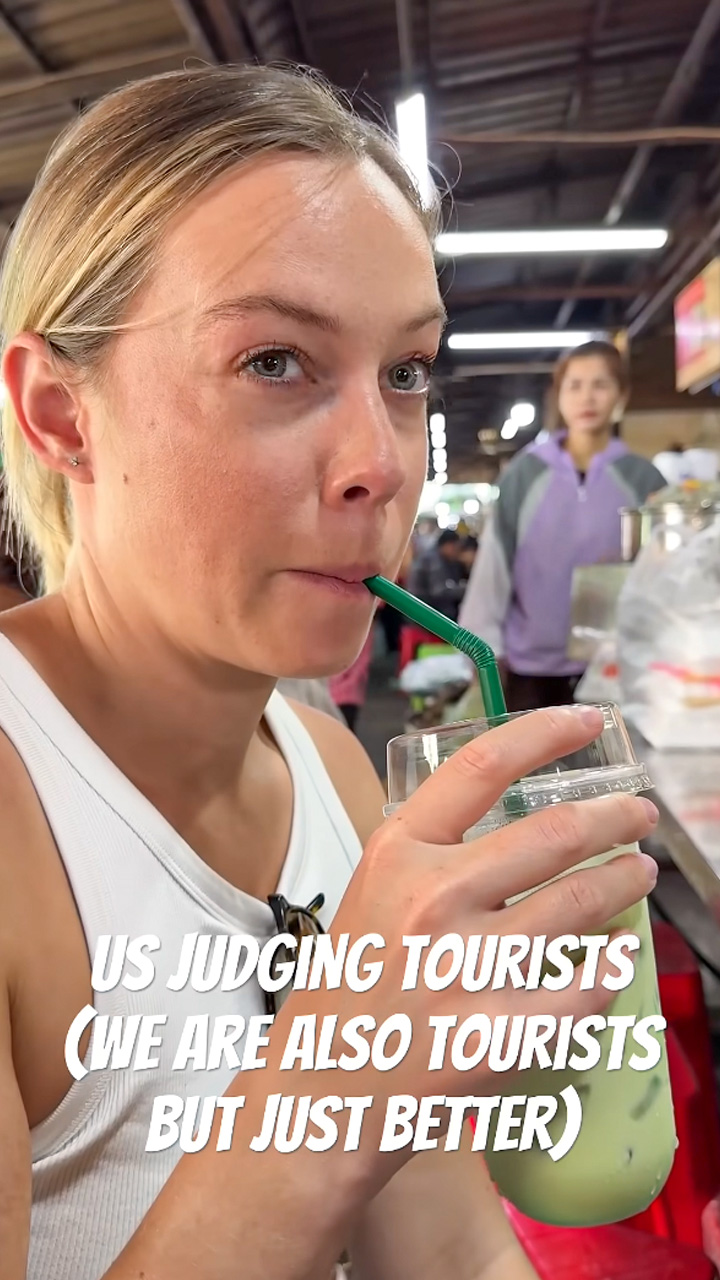 Funny things experienced travelers always do on trips