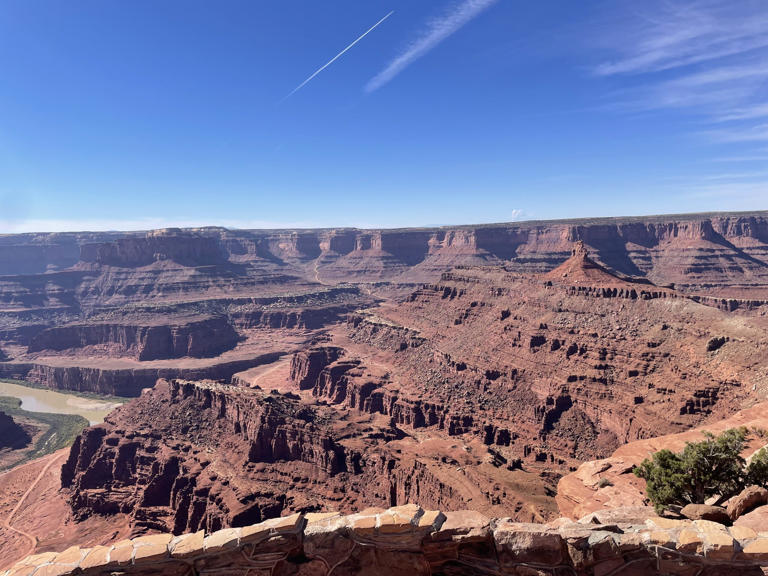 Family-friendly luxury rail: Two Rocky Mountaineer routes for multi ...