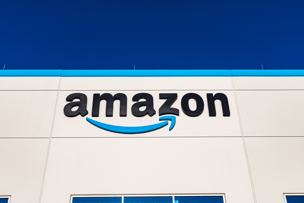 Amazon sends clear message to Walmart with big announcement