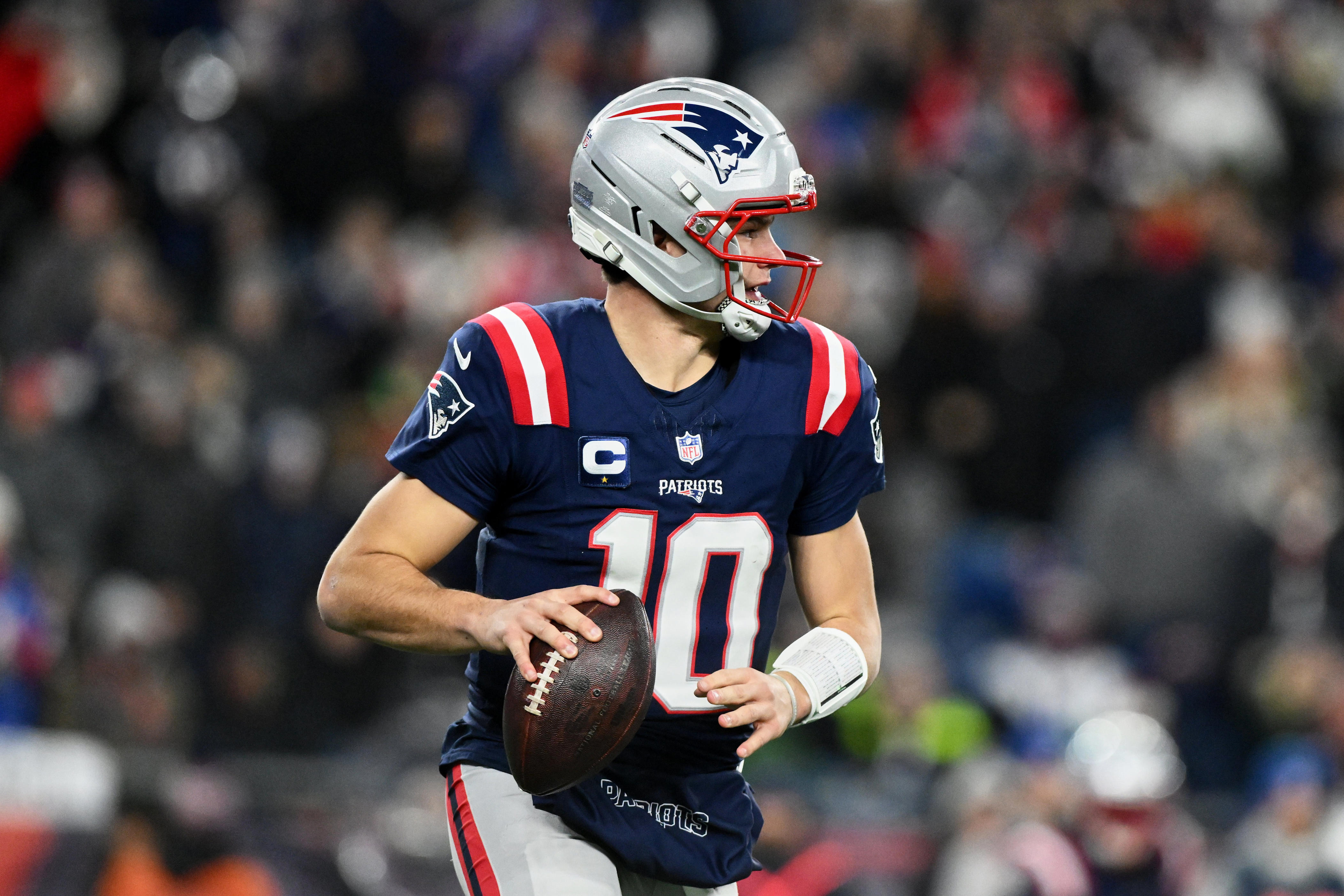 Patriots coach Mike Vrabel makes strong case for Drake Maye as MVP