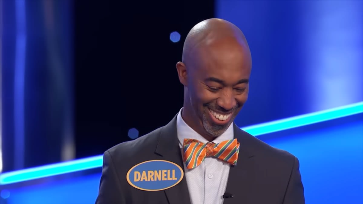 'Family Feud' host Steve Harvey mocks player over his wife's ...