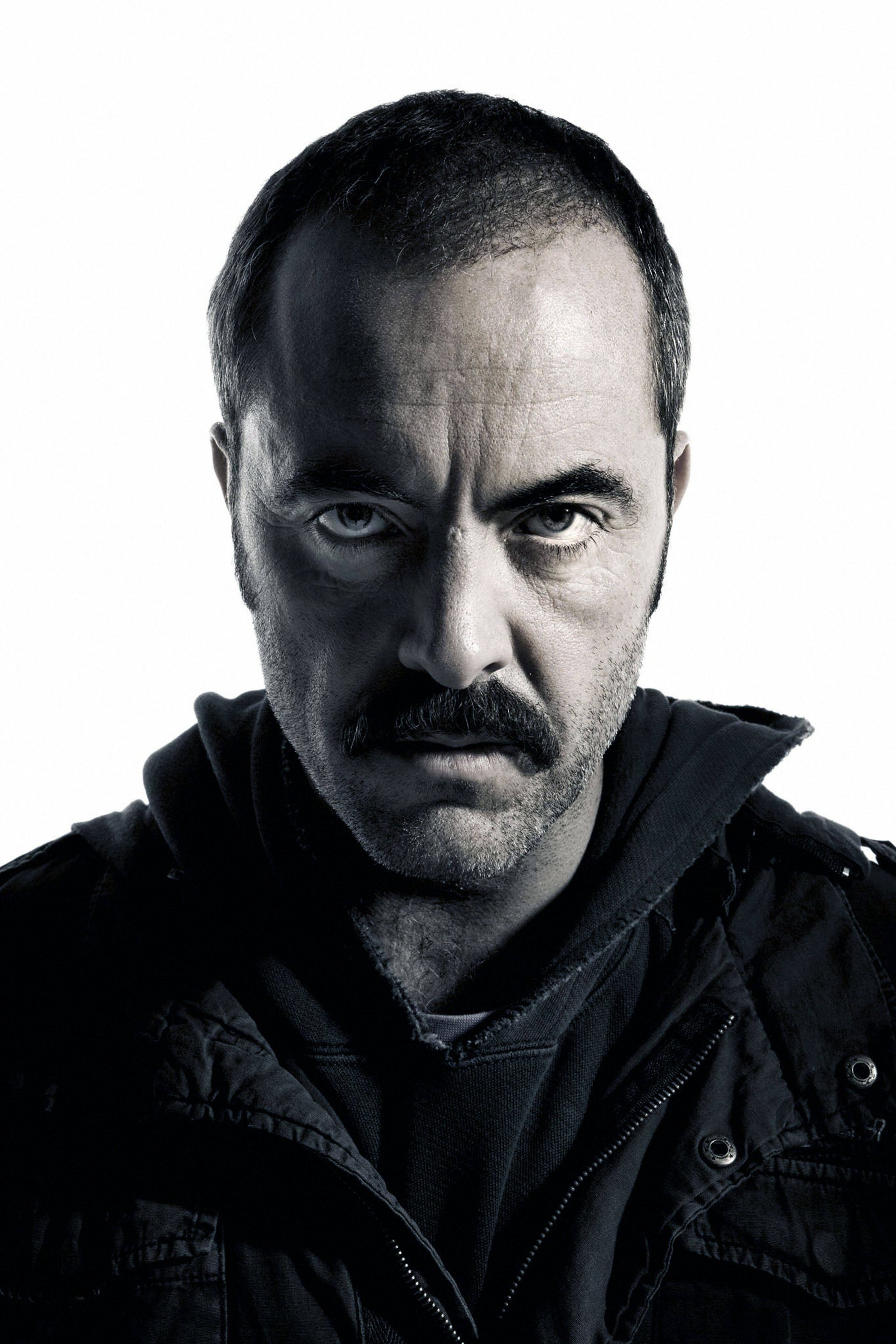 Durchbruch in den 90ern: So sah Netflix-Star James Nesbitt 35 Jahre vor ...
