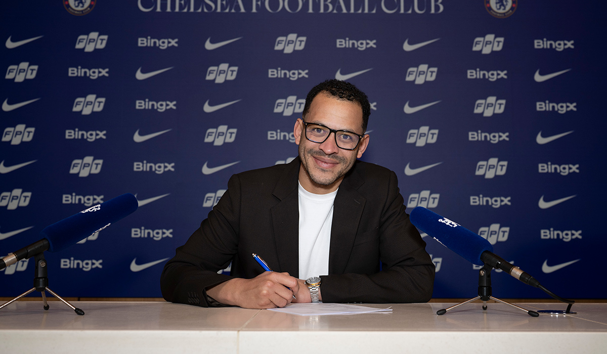 Liam Rosenior’s dad gives a heartfelt message after son lands Chelsea job