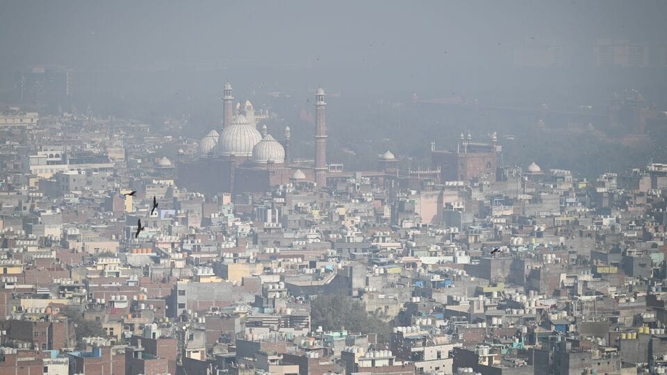 Delhi High Court directs MCD to survey and remove encroachments in and ...
