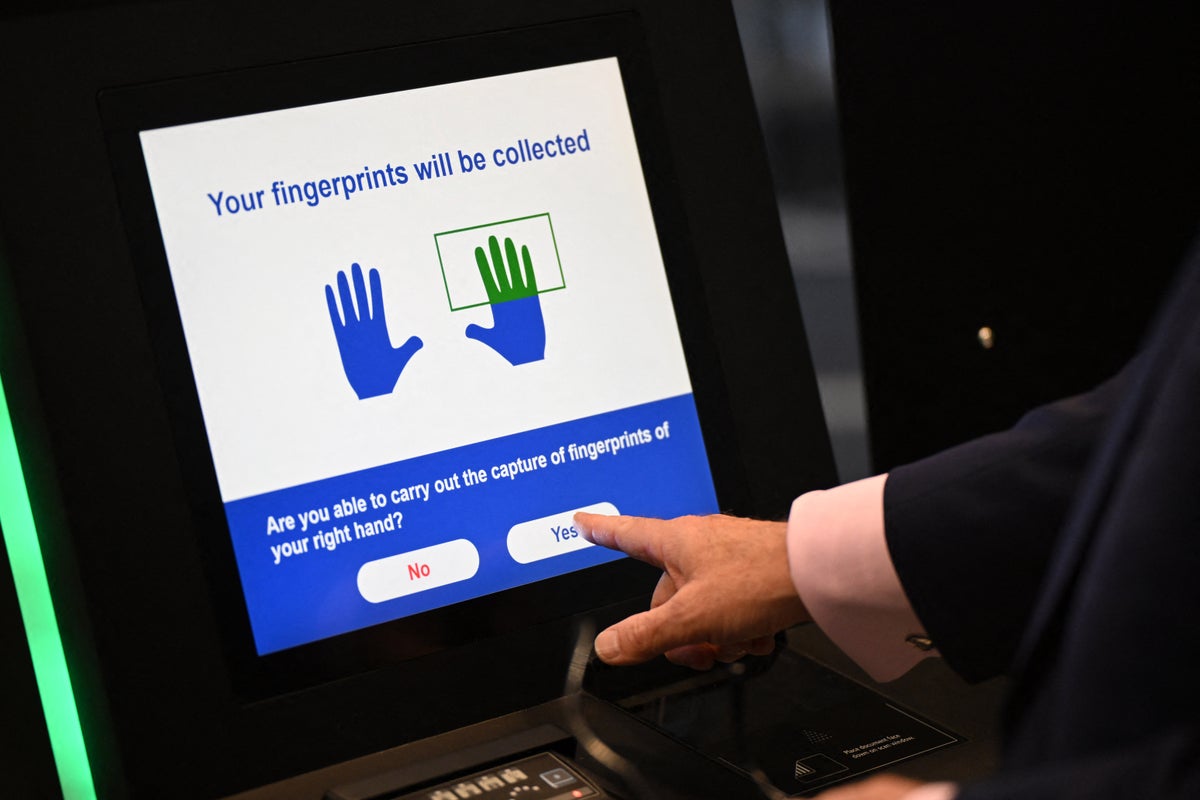 When does the EES start? Key dates for British travellers to Europe