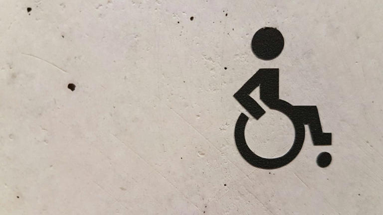 New system lets wheelchair-bound to control movement by blinking