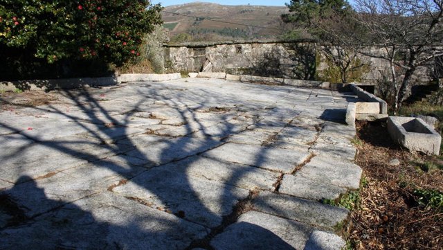 Un estudio de la USC descubre catorce lugares de prensado de cera de ...