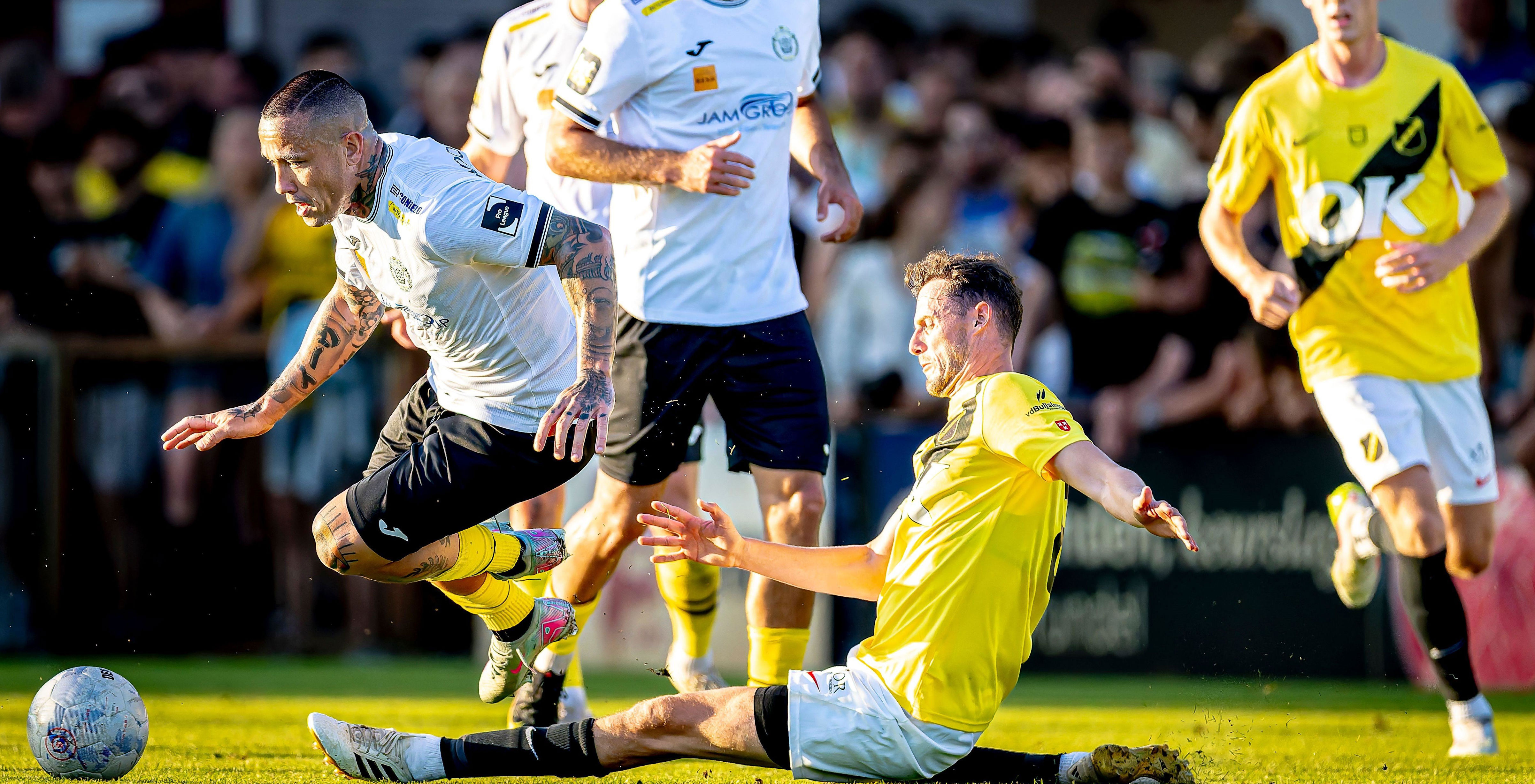 Opvallend: Radja Nainggolan kan op 37-jarige leeftijd nieuwe transfer maken