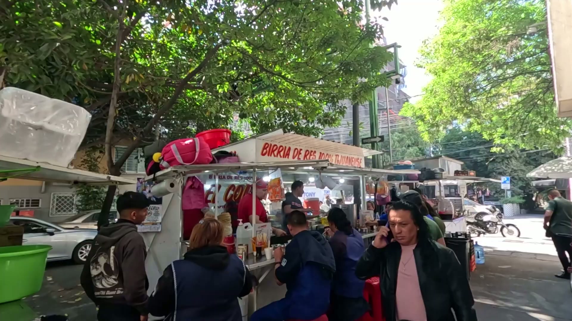 Discover Mexico City! Epic sights, hidden gems & can't-miss eats!