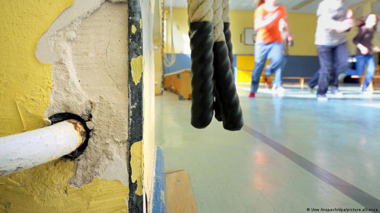 Germany: Local governments face financial collapse