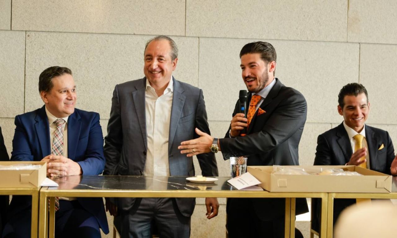 Samuel García da la bienvenida a Ulises Carlín: el nuevo estratega ...