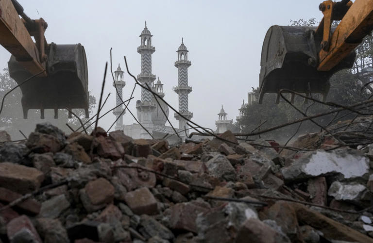 Barricaded at home, Turkman Gate residents say they feel like 'caged ...