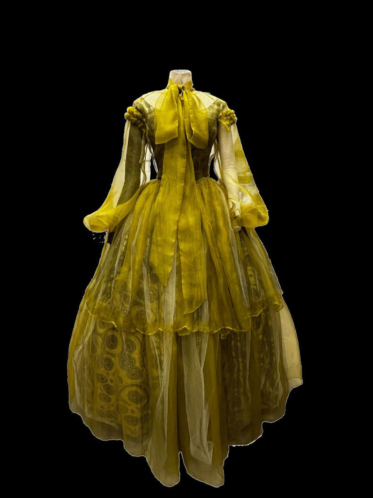 Kate Hawley on designing the haunted world of 'Frankenstein'