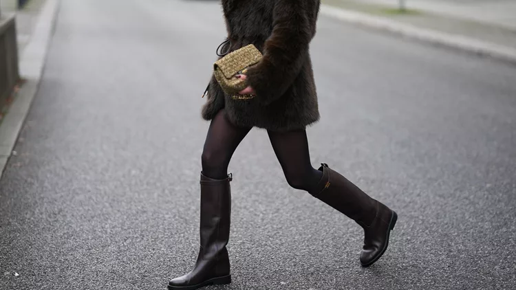 Αυτές οι μπότες από την Pull&Bear κοστίζουν 45.99 ευρώ και θα τις φορέσεις περισσότερο στις ...