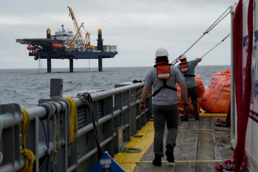 Vermont company researches fresh water supply beneath ocean floor