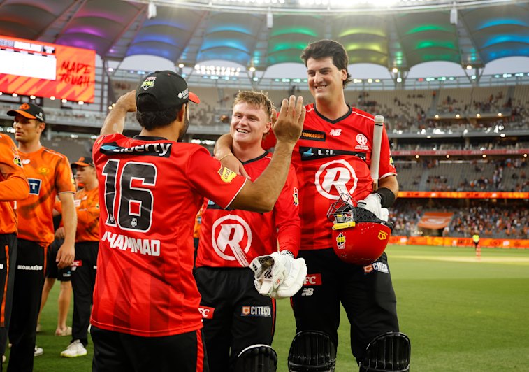 Peake performance: 19-year-old prodigy smashes last-ball six to win BBL ...
