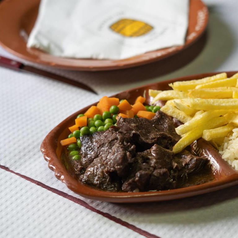 Taberna histórica do Ribatejo ganha "casa nova" junto ao Mercado ...