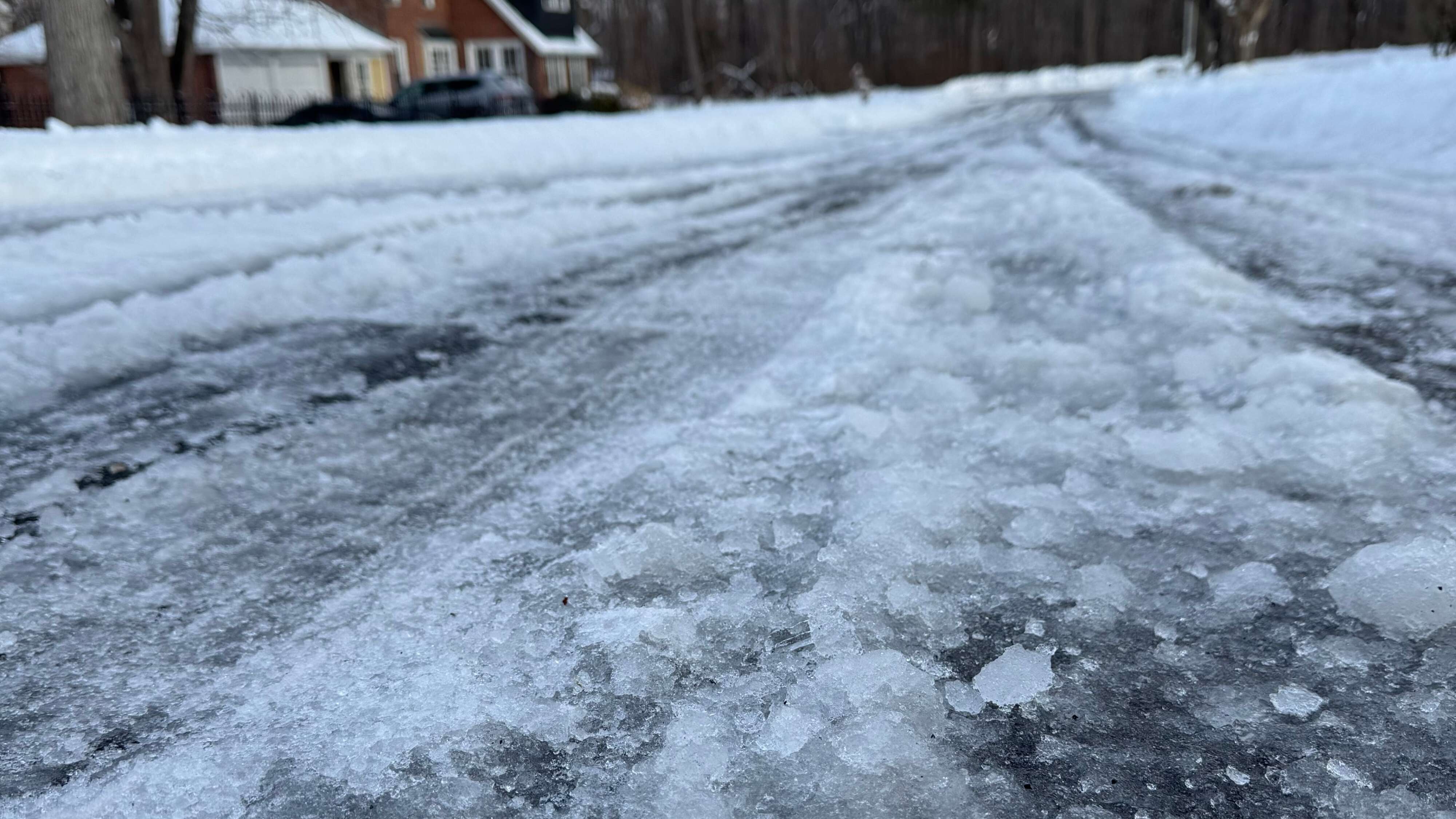 Mass. weather: Freezing rain coating state in ice