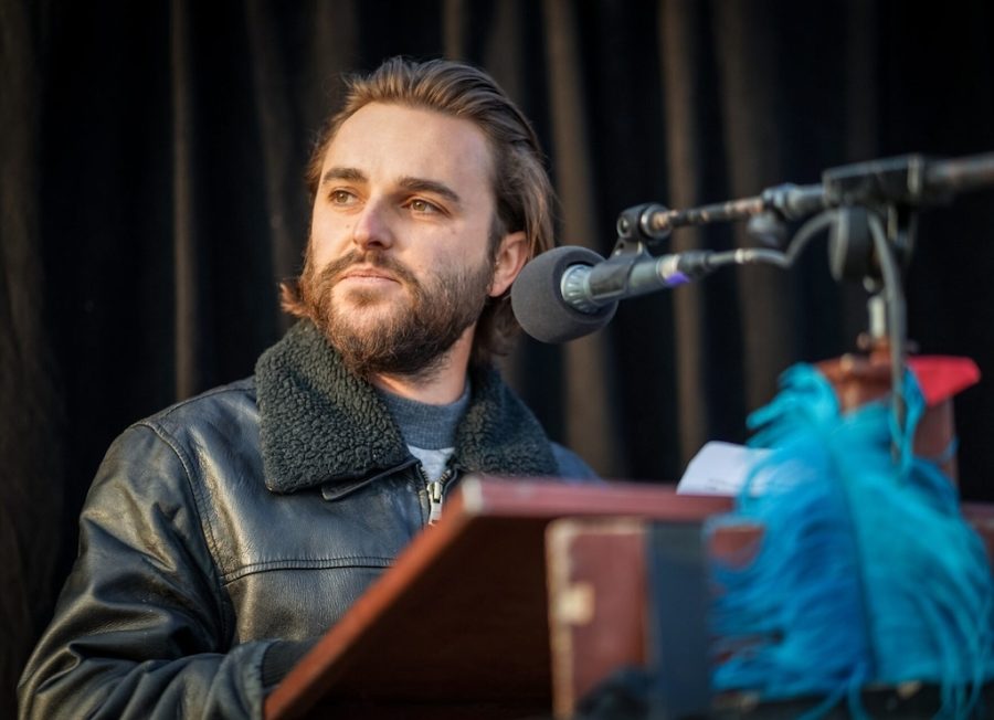 In Amsterdam, the left might bicycle to power