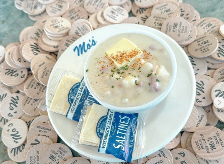 7 chain restaurants serving real clam chowder made fresh daily