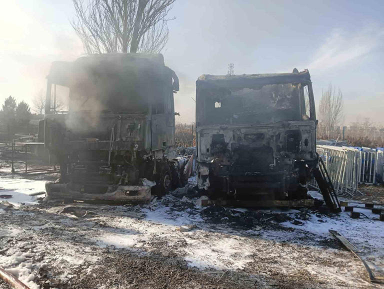 Ankara’da yediemin otoparkındaki tır yangını kontrol altına alındı