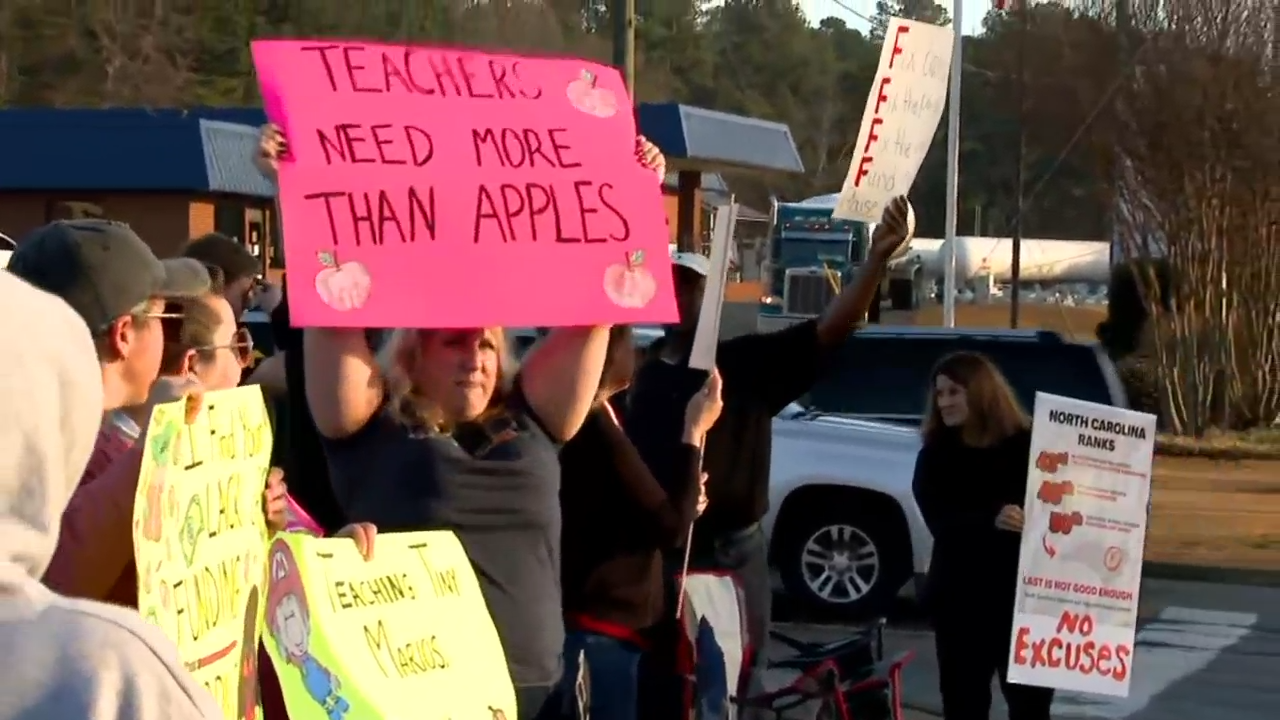 'Teachers need more than apples:' Wake, NC educators call out of work ...