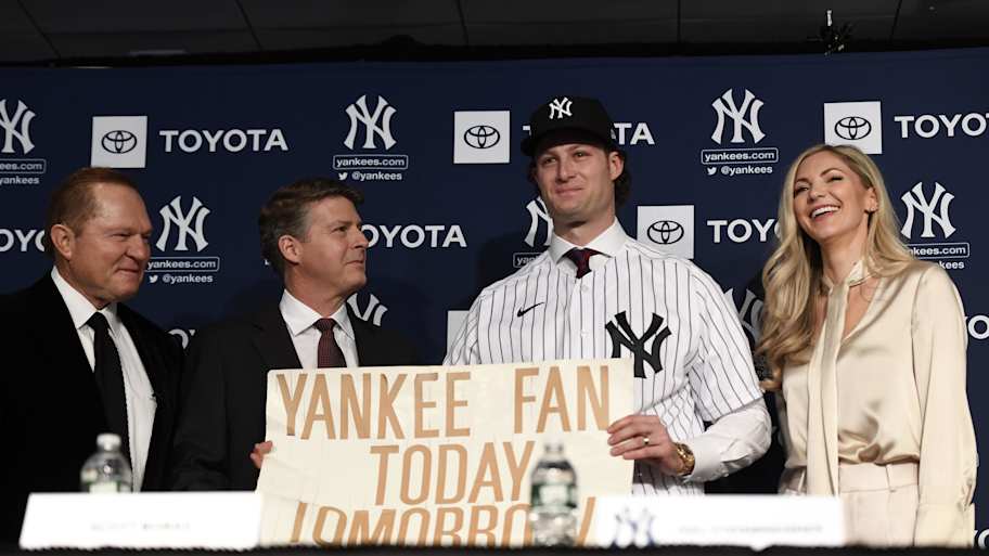 AL rival blamed for Yankees’ slow offseason
