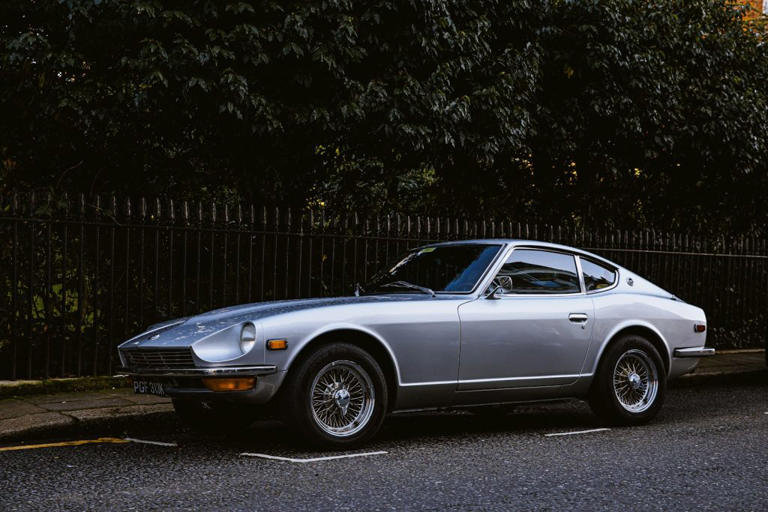 7 classic sports cars the middle class can buy as a hobby
