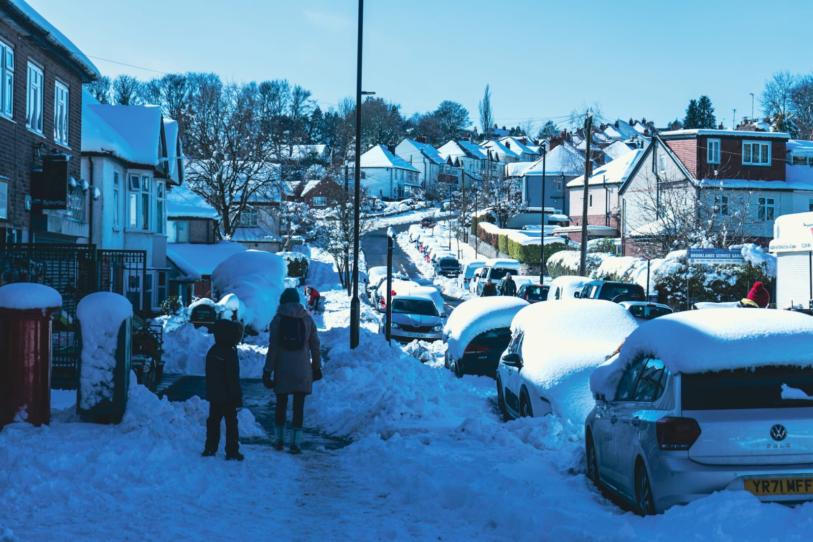 Severe snow ice warning: Met Office issues 'danger to life' alert for ...