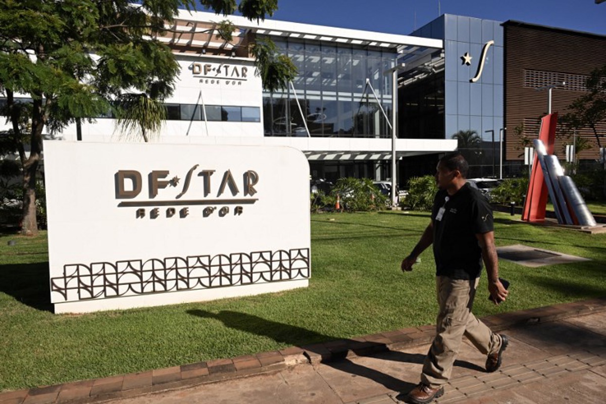 Bolsonaro mag na val gevangenis verlaten en zich laten verzorgen in ...