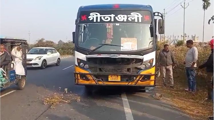 Assam: Narrow escape for 40 as bus en route to Sadbhavana Sammelan ...