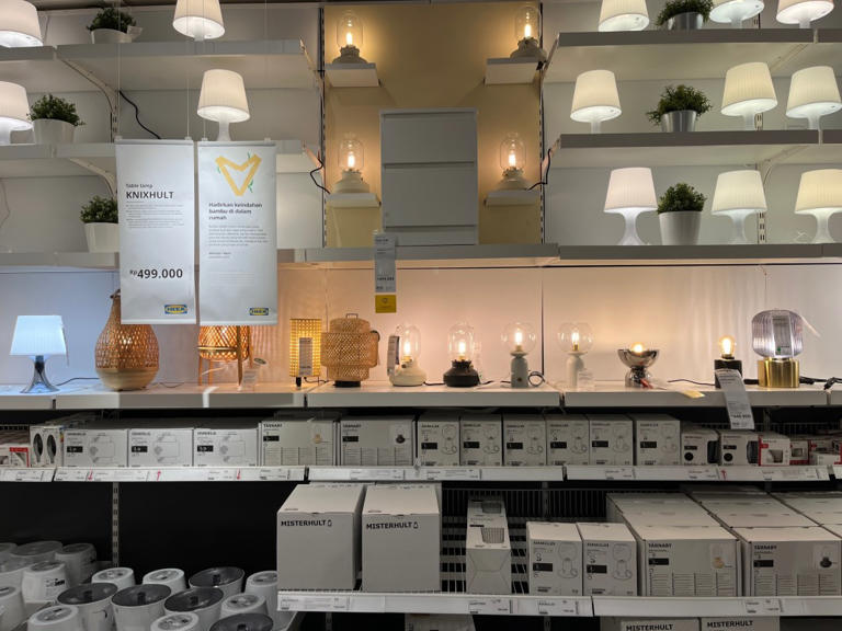 Miss that pretty ambient glow from your Christmas decor? Try one of ...