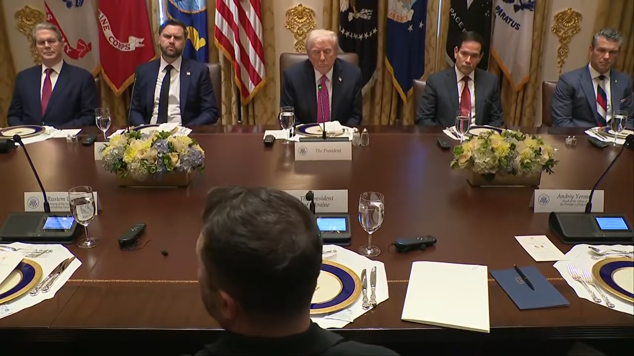 'Will you give up joining NATO?': Mike Lindell's 'reporter' disrespects ...