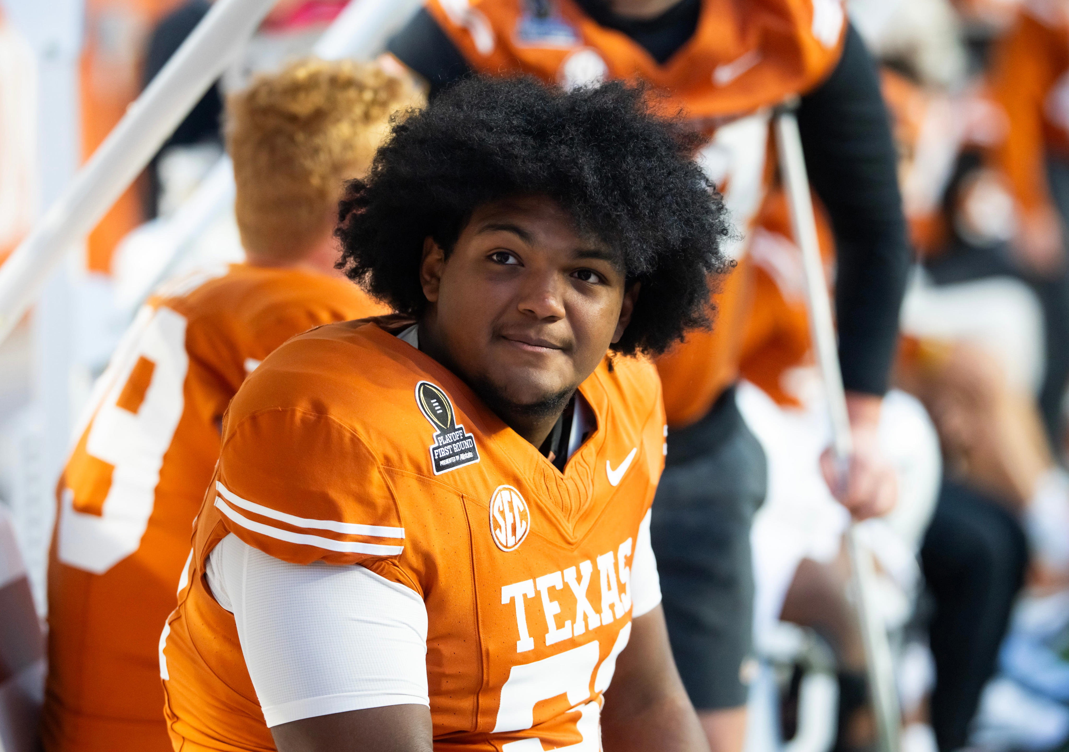Longhorns lose OL Daniel Cruz to the transfer portal