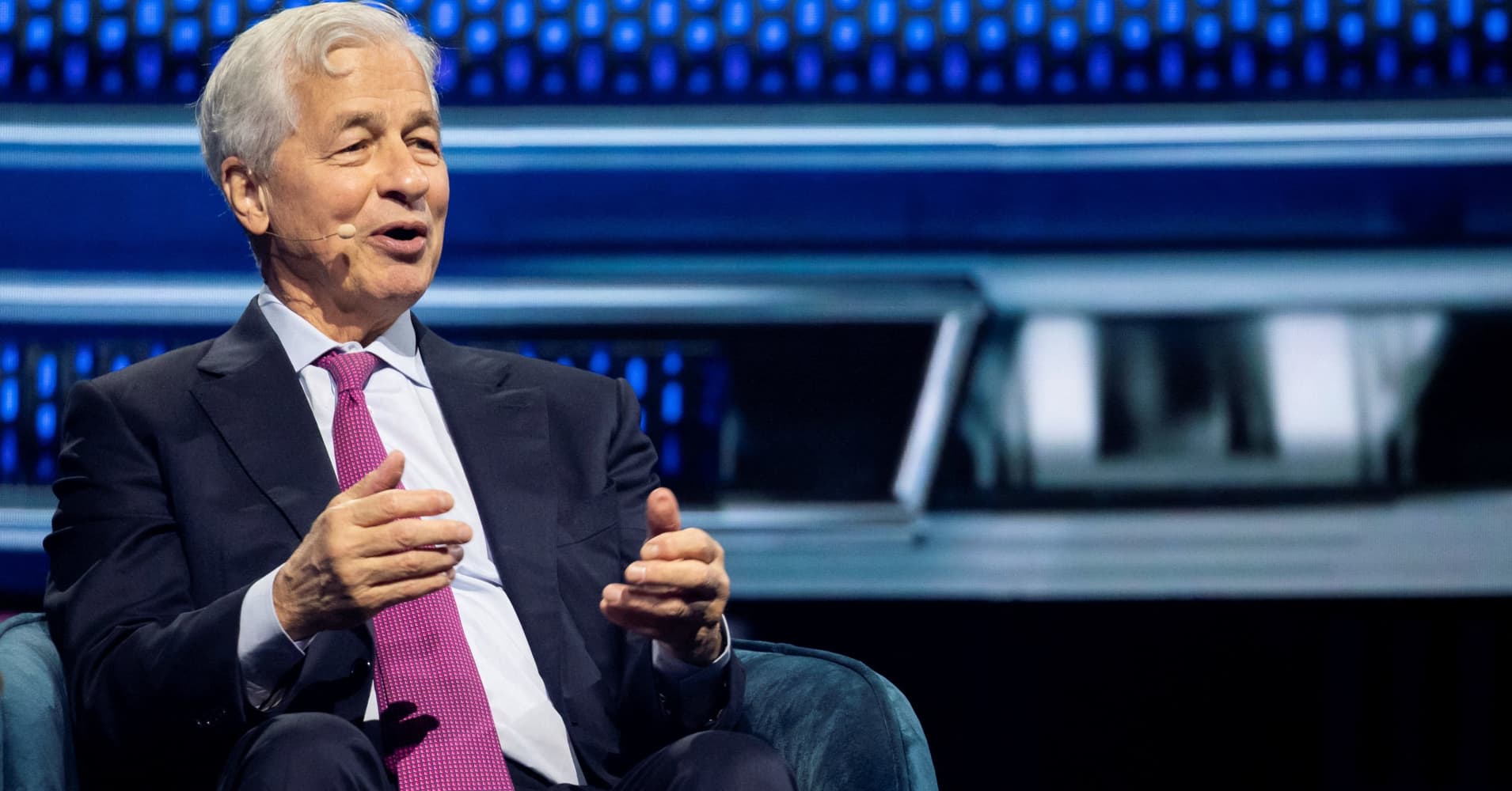 JPMorgan's asset management will no longer use controversial proxy ...