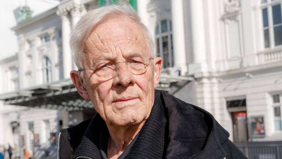 Trauerfeier für Rolf Becker in Hamburg