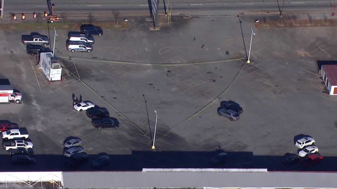 Body found in parking lot of Upstate shopping center