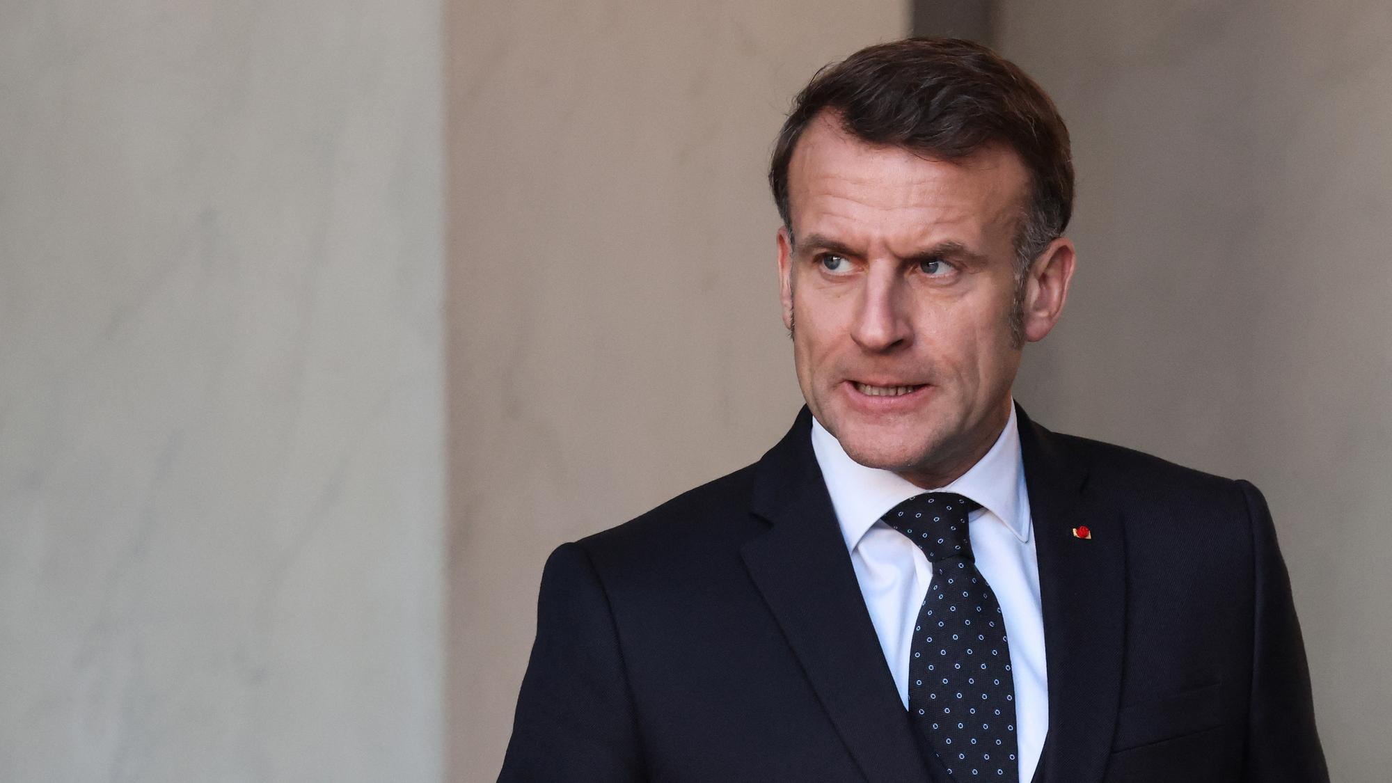 Emmanuel Macron fait-il preuve de naïveté sur Trump et le Groenland?