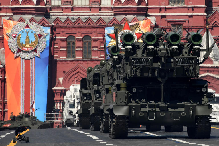 Russian-made air defenses in Venezuela didn't shoot down a single US ...