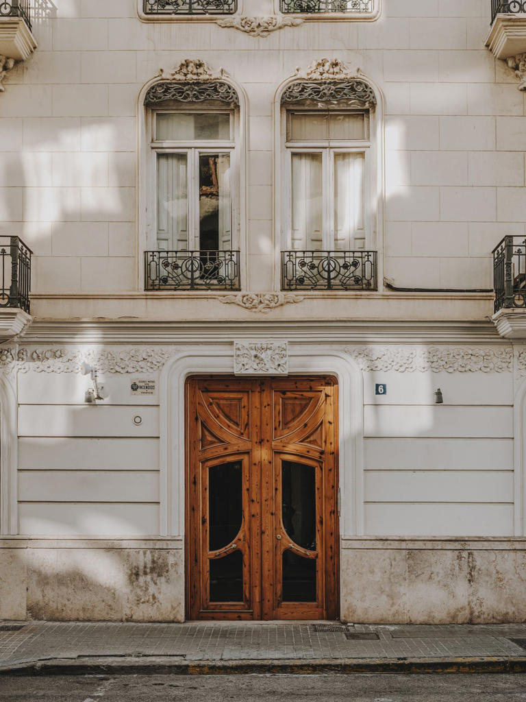 15 fachadas de casas modernas y hermosas fuera de lo convencional