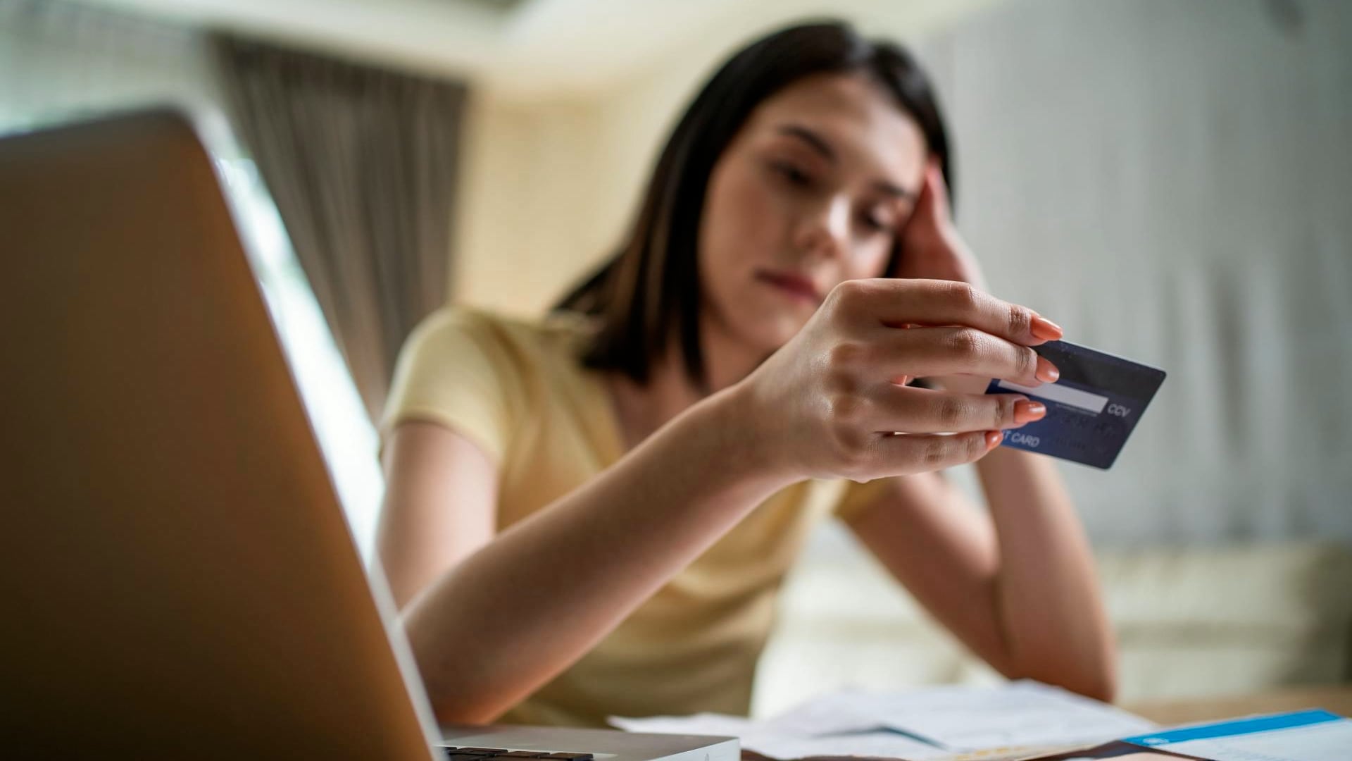 L'Américain moyen dépense 1,8 million de dollars pour rembourser ses dettes