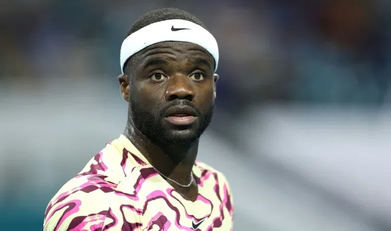 Frances Tiafoe's giant water bottle amuses fans during Brisbane loss