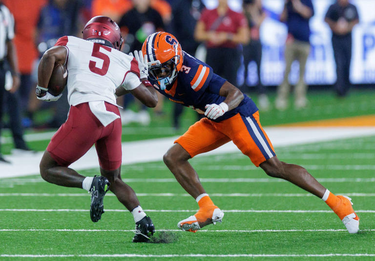 Former Syracuse football cornerback set to transfer to SEC school