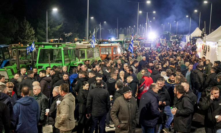 Κυβερνητικά στελέχη προς αγρότες: Διάλογος με ανοιχτούς δρόμους με ...
