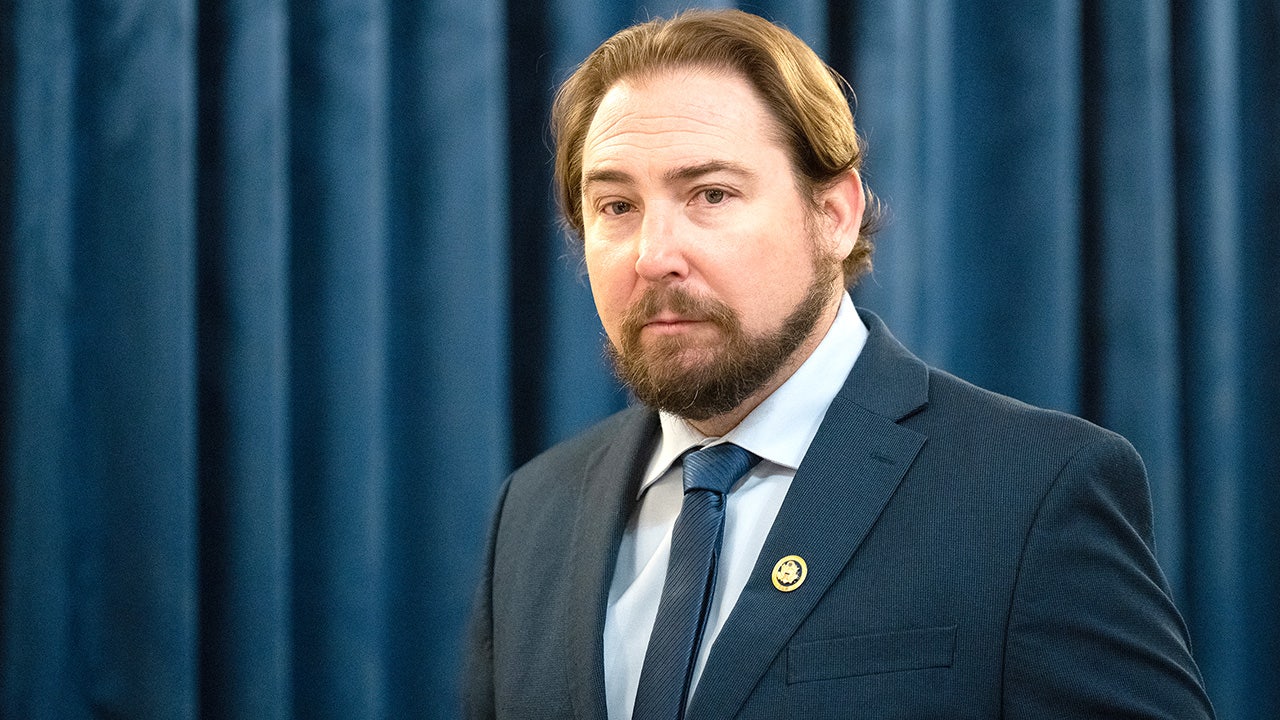 GOP lawmaker moves to award Congressional Medal for journalist who ...