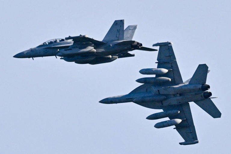 US 'Growler' signal-jamming jets scrambled Venezuela’s defenses during ...